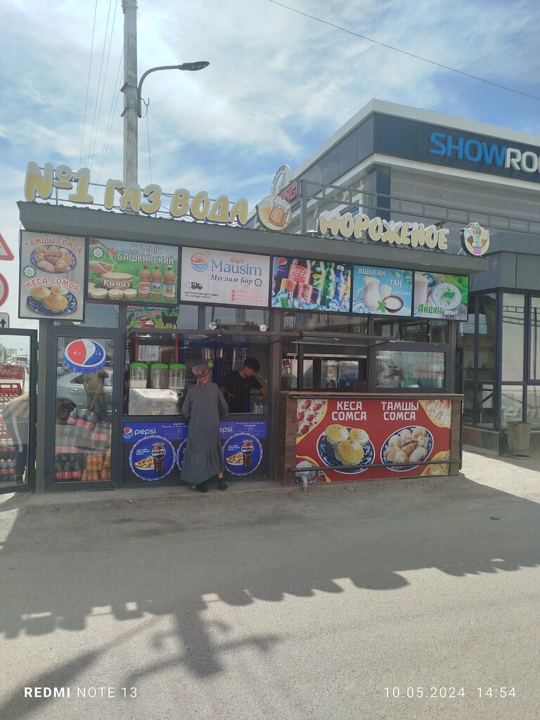 Kafe Mausim, Nukus, foto