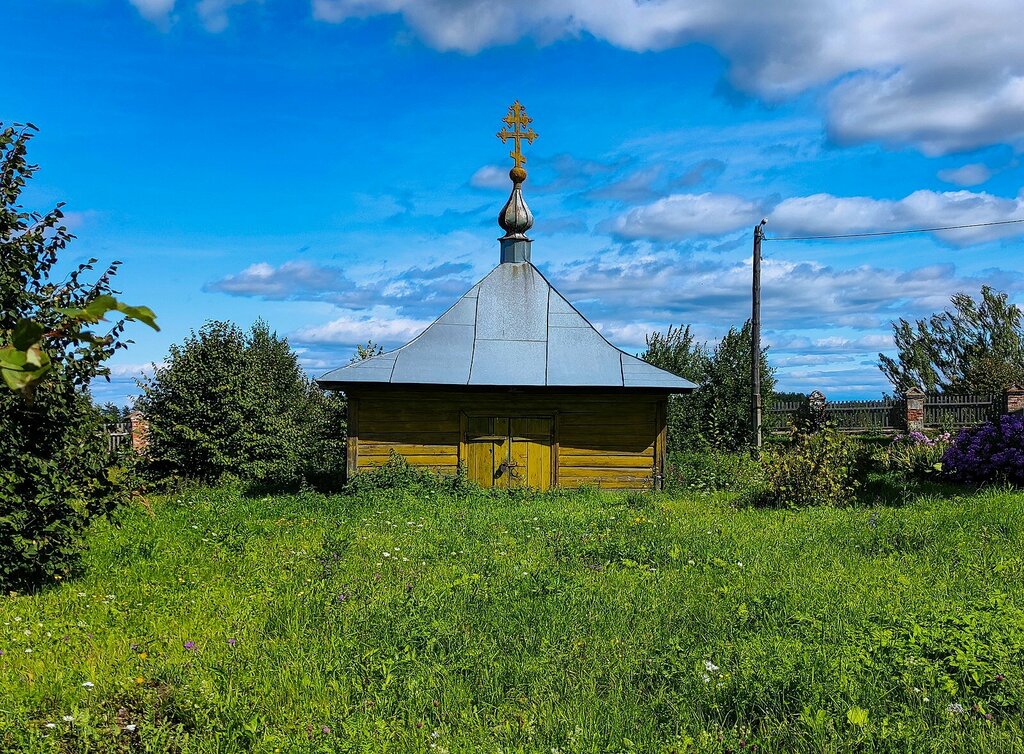 Şapel, haç anıtı Chapel on Cathedral Hill, Kostromskaya oblastı, foto