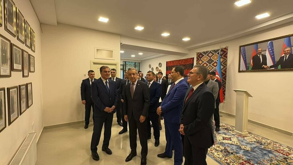 Büyükelçilikler ve konsolosluklar Özbəkistanın Azərbaycanda Fəxri konsulluğu, Gence, foto