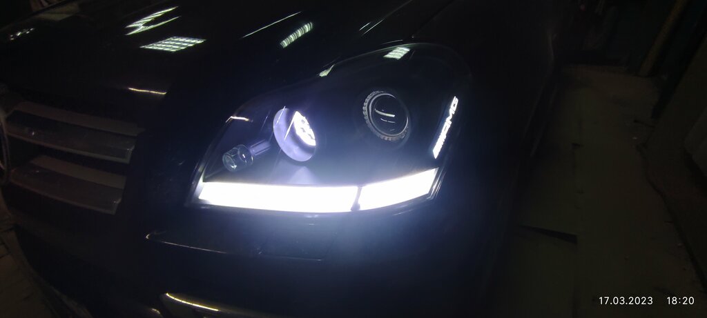 Otomotiv aydınlatma Led Studio, Uhta, foto