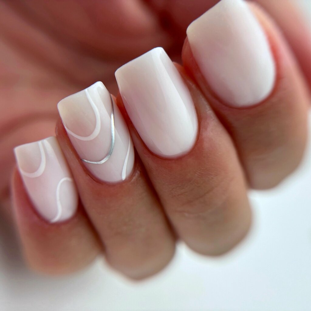 Manikür-pedikür Gulya Glow Nails, Moskova, foto