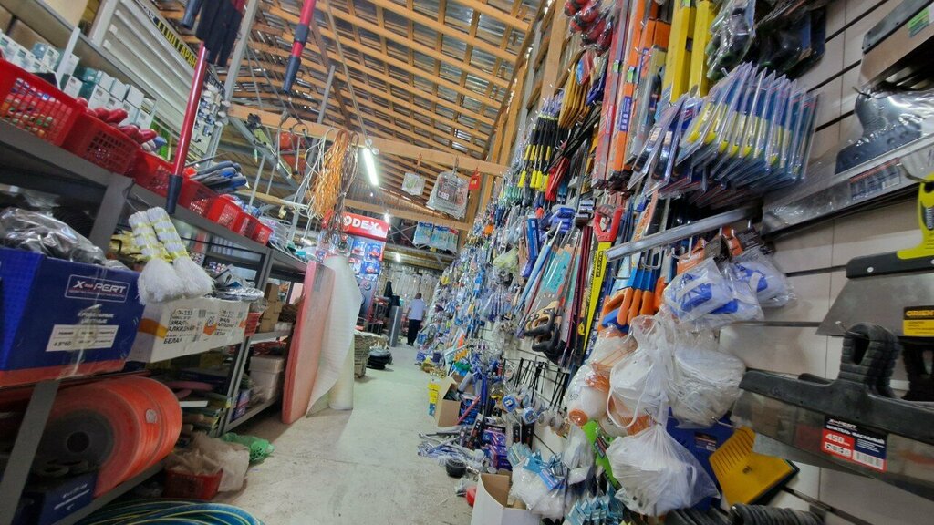 Yapı mağazası Kanatsho, Taraz, foto