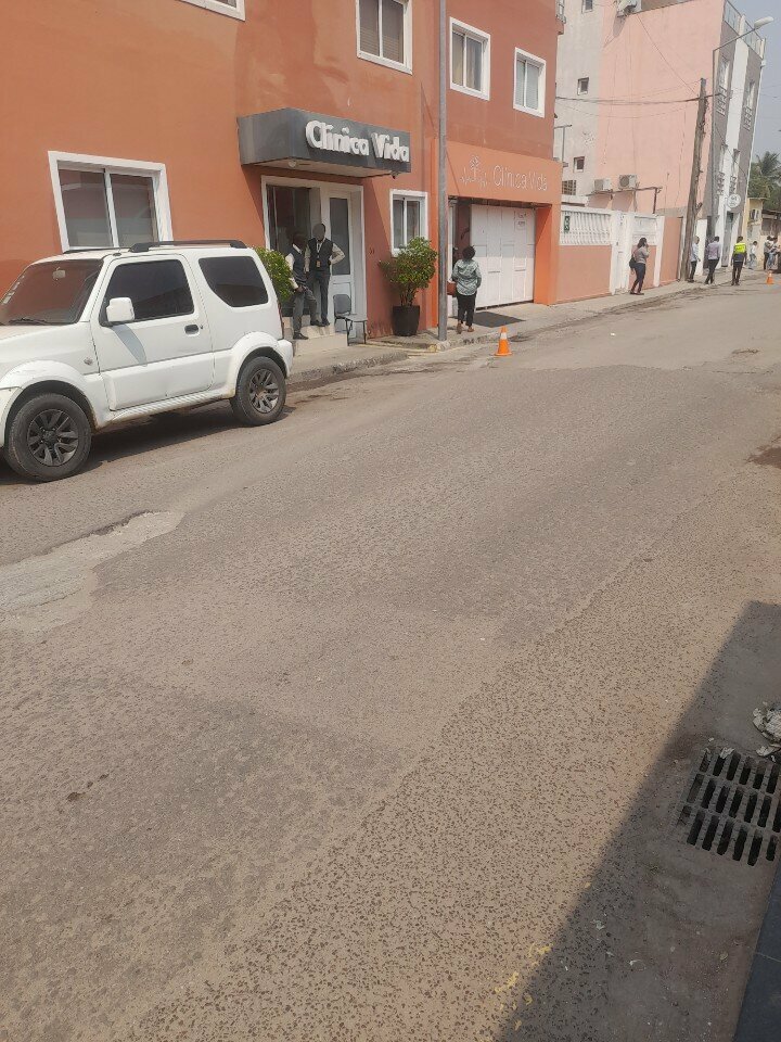 Hastaneler Clínica Vida, Loanda, foto