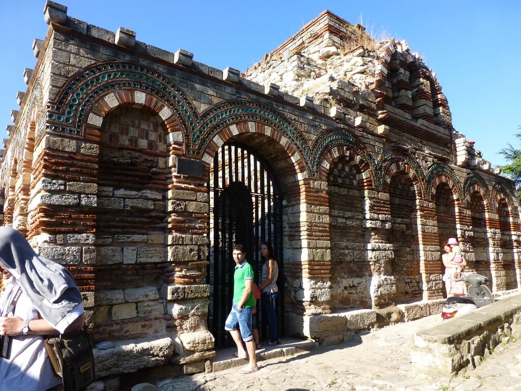 Turistik yerler Church of the Holy Archangels Michael and Gabriel, Misivri (Nesebır), foto