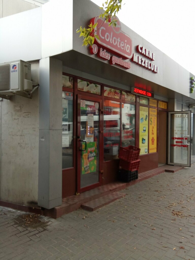 Kasap, şarküteri Coloteia, Kişinev, foto