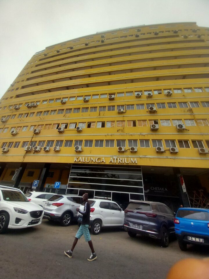 Yönetim ofisi Edificio Kalunga Sol Maior, Loanda, foto
