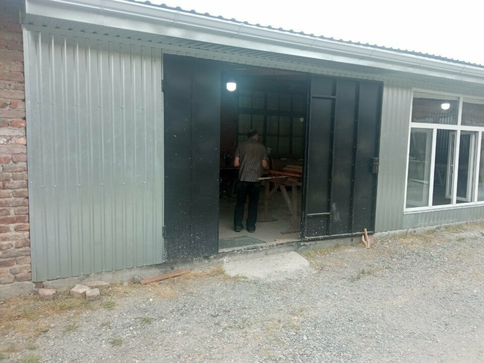 Kerestecilik Столярный цех, Vladikavkaz, foto