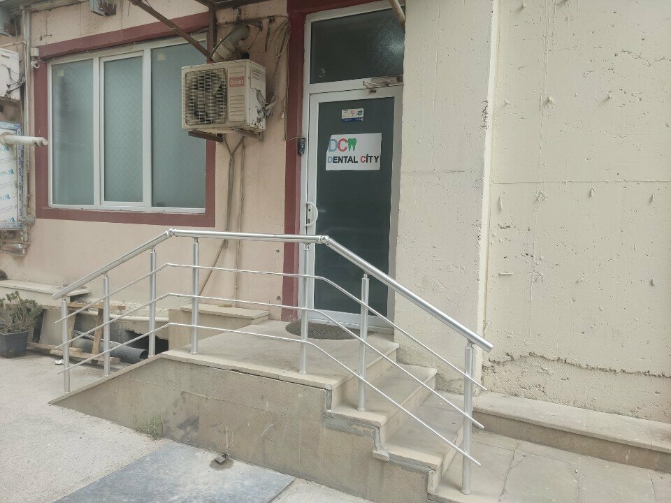 Özel ağız ve diş sağlığı klinikleri ve muayenehaneleri Dental City, Bakü, foto