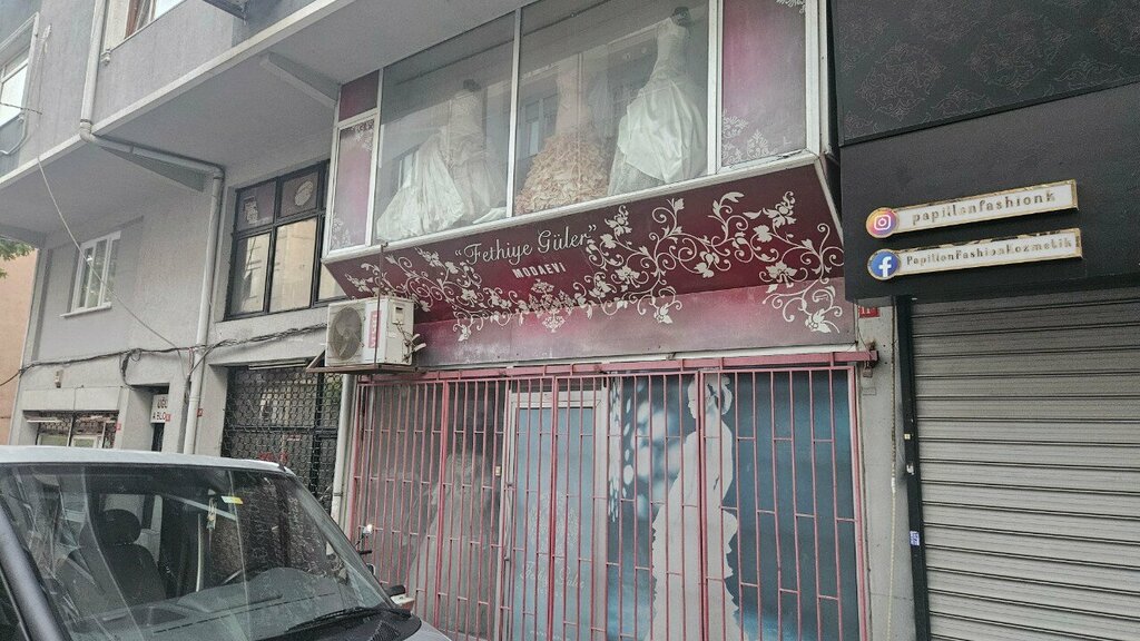 Giyim mağazası Fethiye Güler Modaevi, İstanbul, foto