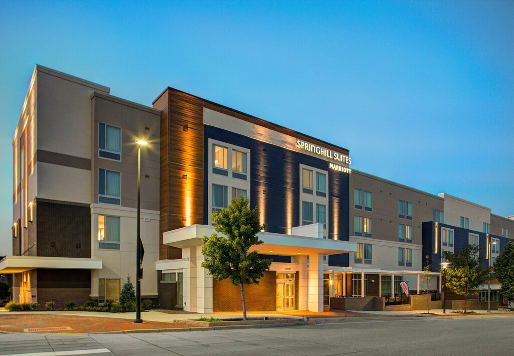 Otel SpringHill Suites by Marriott Kansas City Lenexa City Center, Lenexa, foto