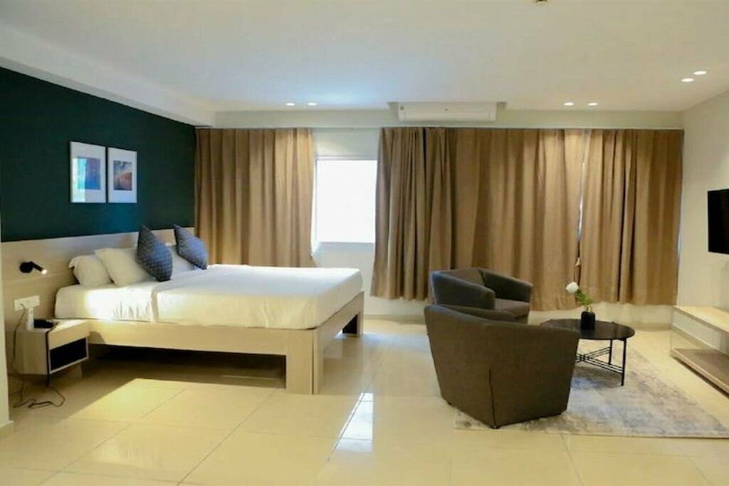 Otel Ivotel Abidjan, Abican, foto