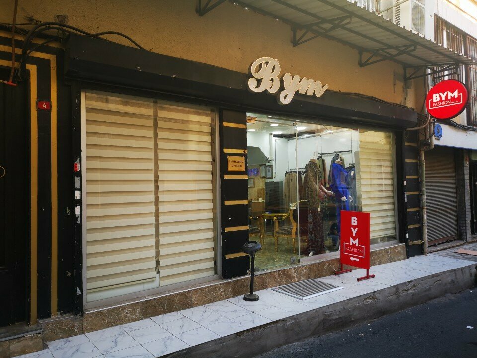 Giyim mağazası Bym Fashion, İstanbul, foto