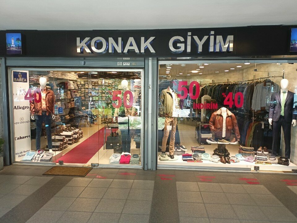 Giyim mağazası Konak Giyim, İzmir, foto