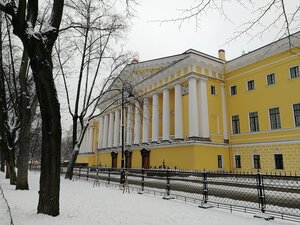 Admiralty (Admiralteyskiy Drive No:1, Saint Petersburg), turistik yerler  Saint‑Petersburg'dan