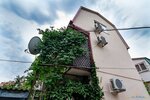 Guesthouse Sadovaya 33 (Sadovaya Street No:33), konuk evi  Gelencik'ten
