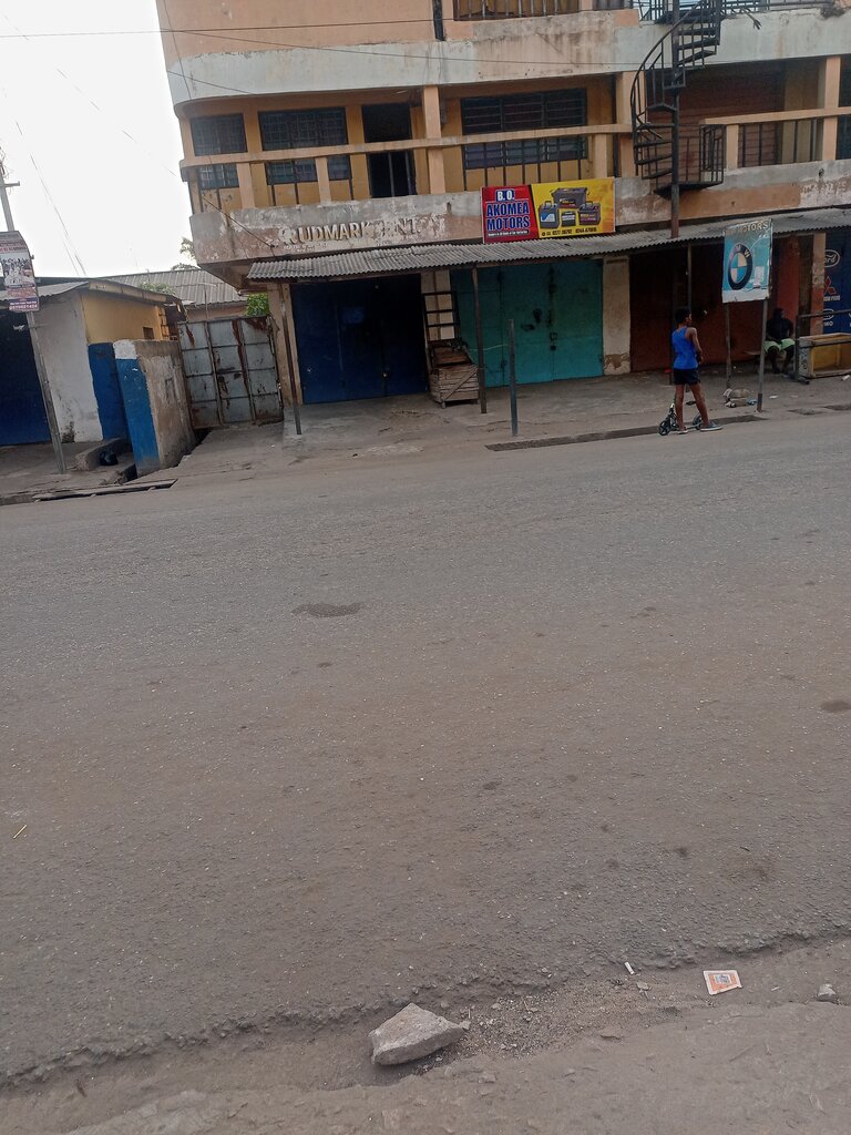 Oto aksesuarları B. O Akimea Motors, Akra, foto