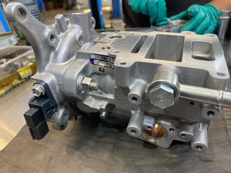 Otomobil servisi Pajero, Krasnodar, foto