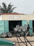 Horizon (Brazzaville, Commune de Moungali, Rue Mossaka), oto lastik tamiri  Brazzaville'den