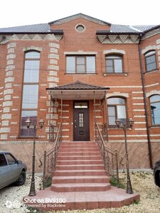 Замок (Chernavskaya ulitsa No:9), otel  Livny'den