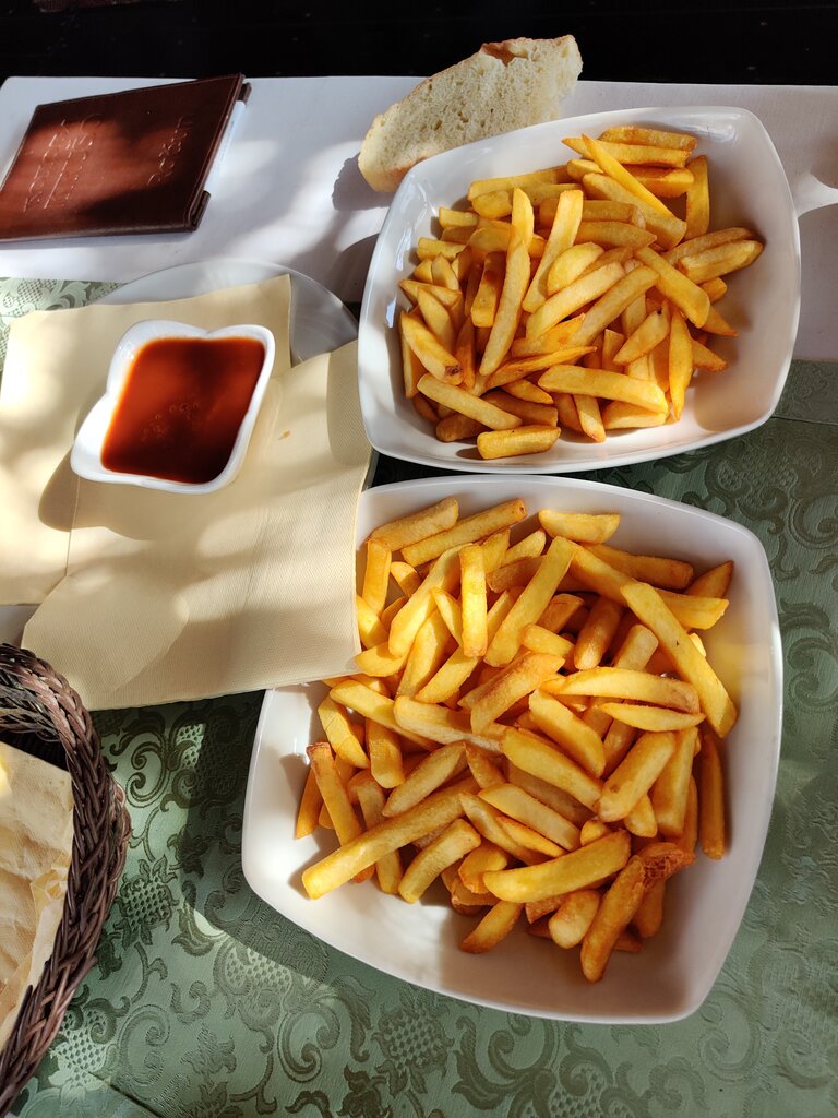 Kafe Коноба Крузо, Dünya, foto