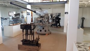 Naval Heritage Museum (Tivat), müzeler ve sanat galerileri  Tivat'tan