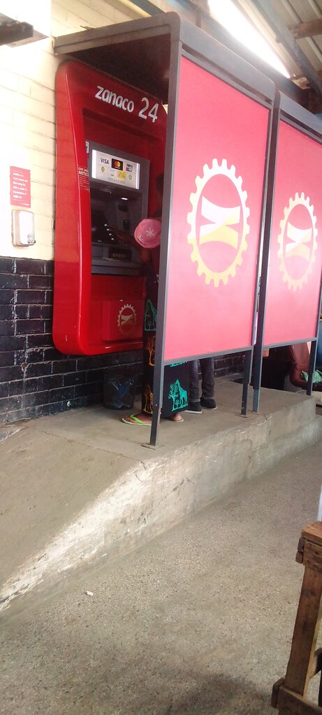 ATM'ler Zambia National Commercial Bank, Lusaka, foto