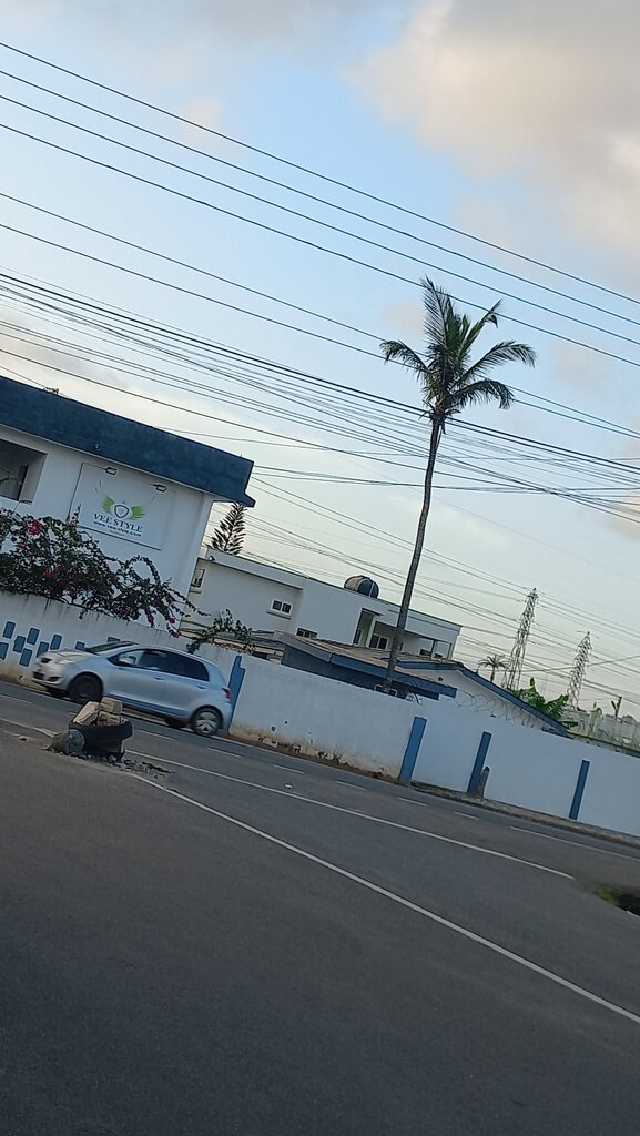 Giyim mağazası Vee Style, Akra, foto