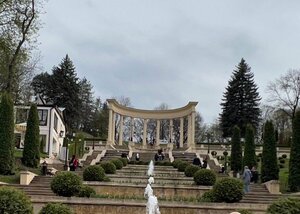 Малая Каскадная лестница (Stavropol Territory, Kislovodsk, prospekt Dzerzhinskogo), turistik yerler  Kislovodsk'tan