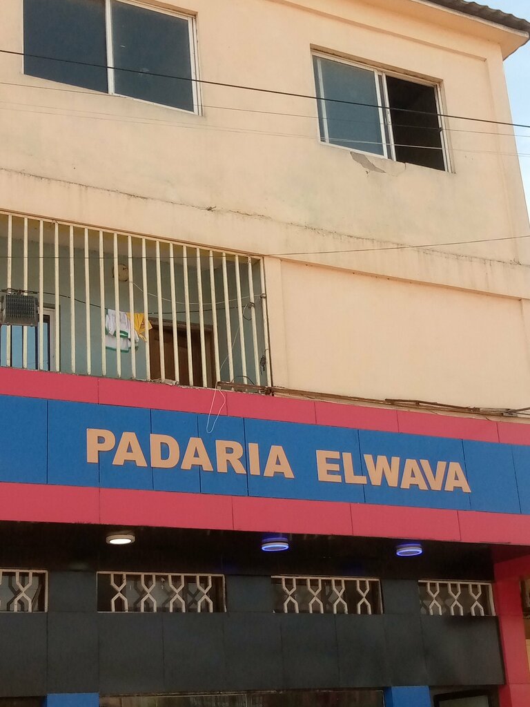 Ekmek fırını Padaria Chic-Sucesso, Loanda, foto