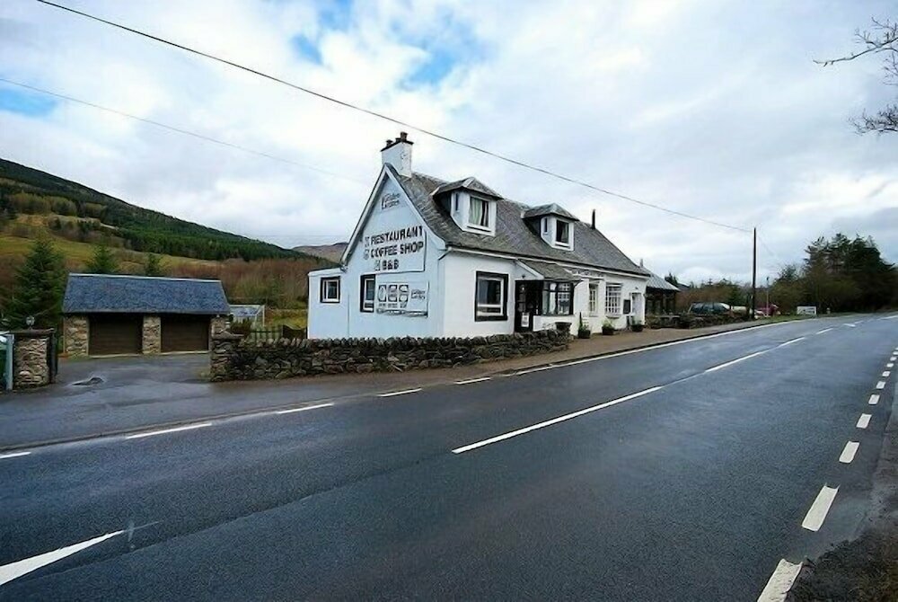 Otel The Golden Larches Cafe and B&b, Stirling Konsey Alanı, foto