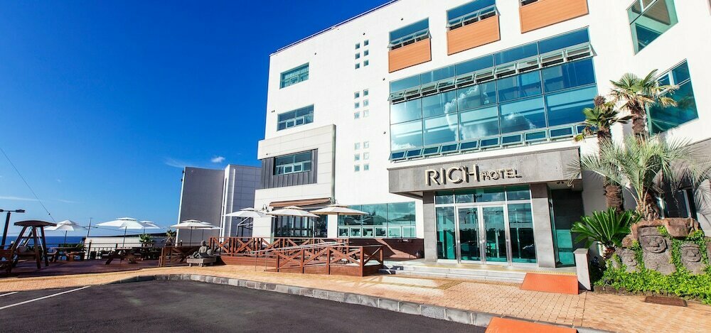 Otel Rich Hotel, Dünya, foto