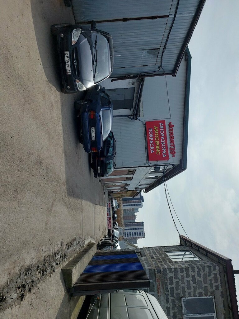 Otomobil servisi Magazin avtokrasok, Kaliningrad, foto