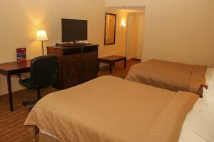 Quality Inn Airport (New York, Onondaga County, Town of Manlius, East Genesee Street), otel  New York Eyaleti'nden