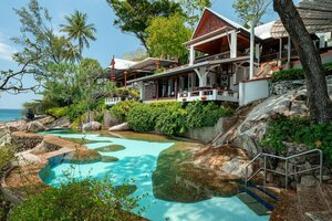 Mom Tri's Villa Royale (Kata Noi Road No:14, Town of Karon), otel