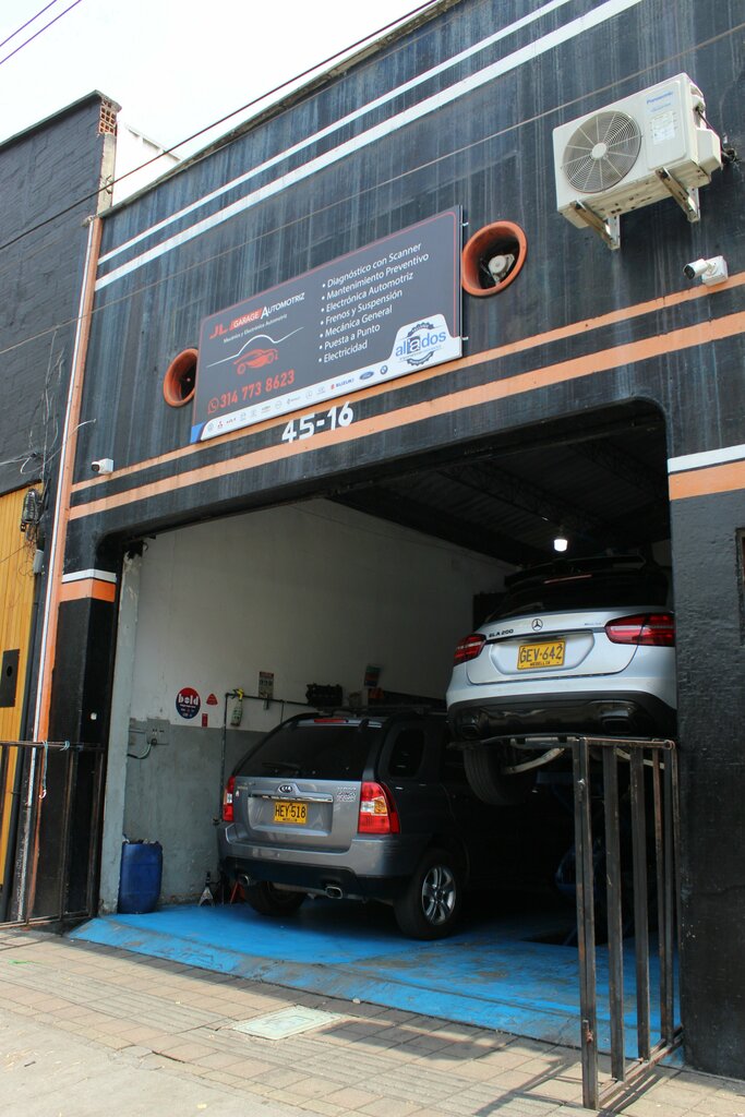 Otomobil servisi Jl Garage Automotriz, Medellin, foto