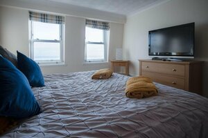 North Beach Heights - 3 Bedroom Penthouse - Tenby (Wales, Pembrokeshire, A4139), otel