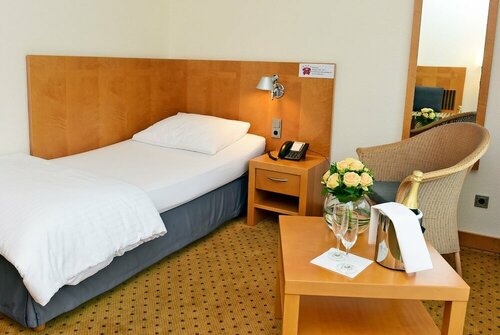 Otel Hotel Am Kurpark, Kuzey Ren‑Vestfalya, foto