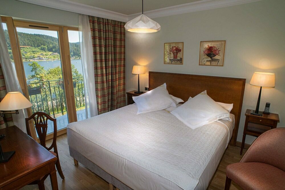 Otel Le Manoir au Lac, Gérardmer, foto