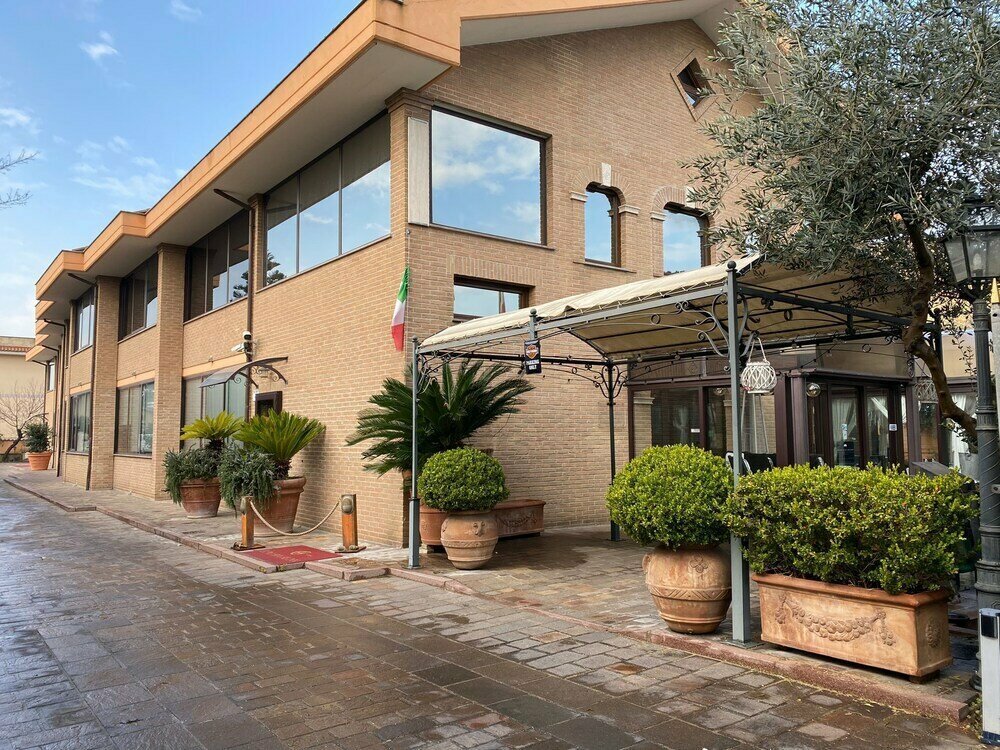 Otel Euro House Inn Airport Hotel & Residence, , foto