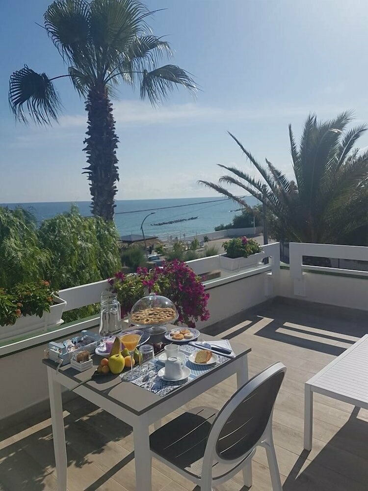 Otel B&b Torre Azul, Bisceglie, foto