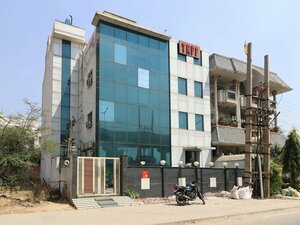 The Royal Park Plaza (State of Haryana, Gurugram District, City of Gurugram, sektor 26A), otel