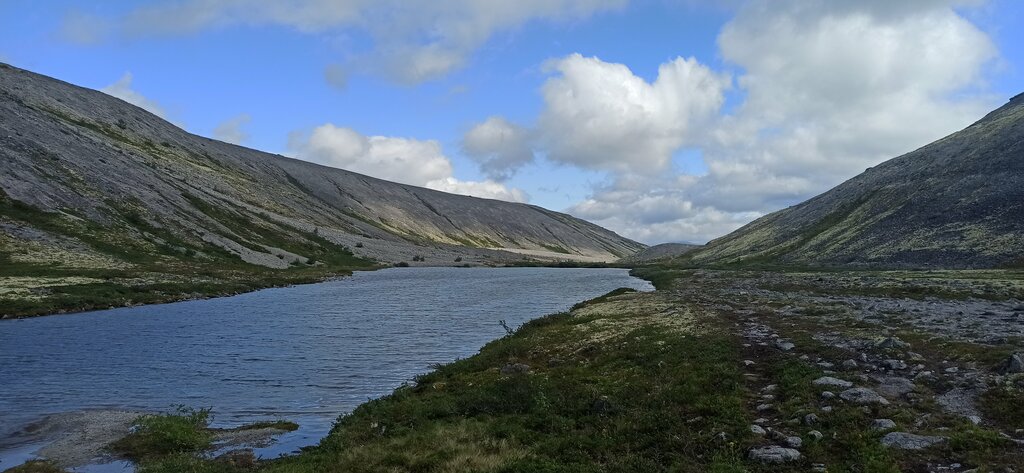 Dağ geçidi Pass Kuropachiy 433 metres, Murmanskaya oblastı, foto
