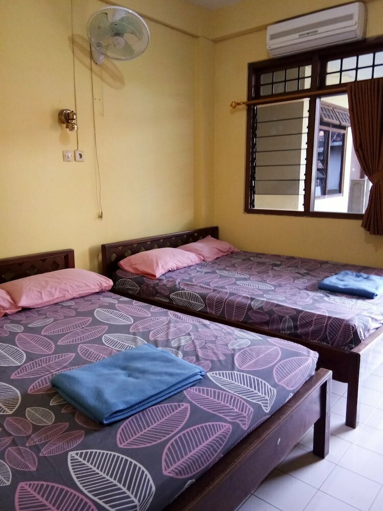 Otel Prayogolama Guest House, Yogyakarta, foto