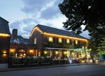 Wellings Romantik Hotel Zur Linde (An der Linde No:2, Duisburg), otel  Moers'ten
