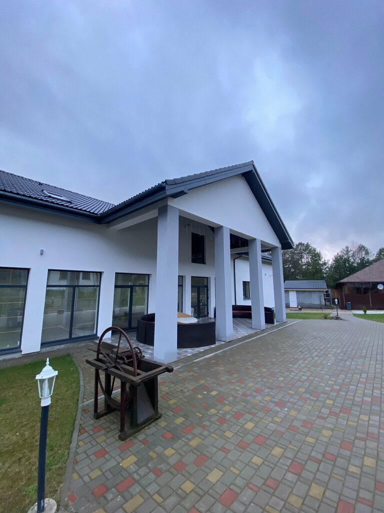 Çiftlik Grand Mishlen, Minskaya oblastı, foto