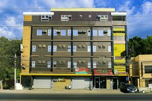 Fb Budgetel Suites Agusan (Northern Mindanao, City of Cagayan de Oro, Claro M. Recto Avenue), otel  Lambia'dan