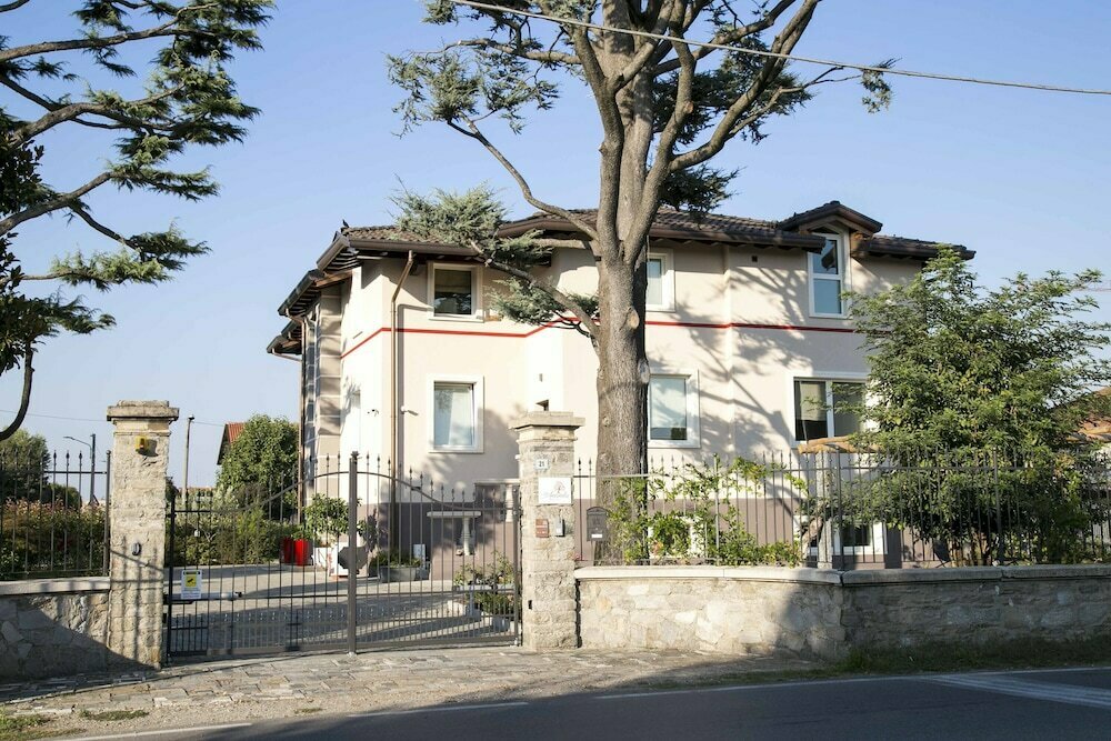 Otel Casa Ananda, Lombardiya, foto
