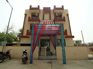 Oyo 5741 Grand Highway (Violet Line, Escorts Mujesar metro station), otel  Faridabad'dan