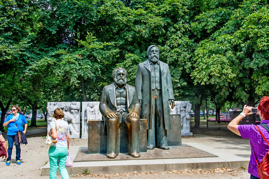 Anıt, heykel Marx-Engels-Forum, Berlin, foto
