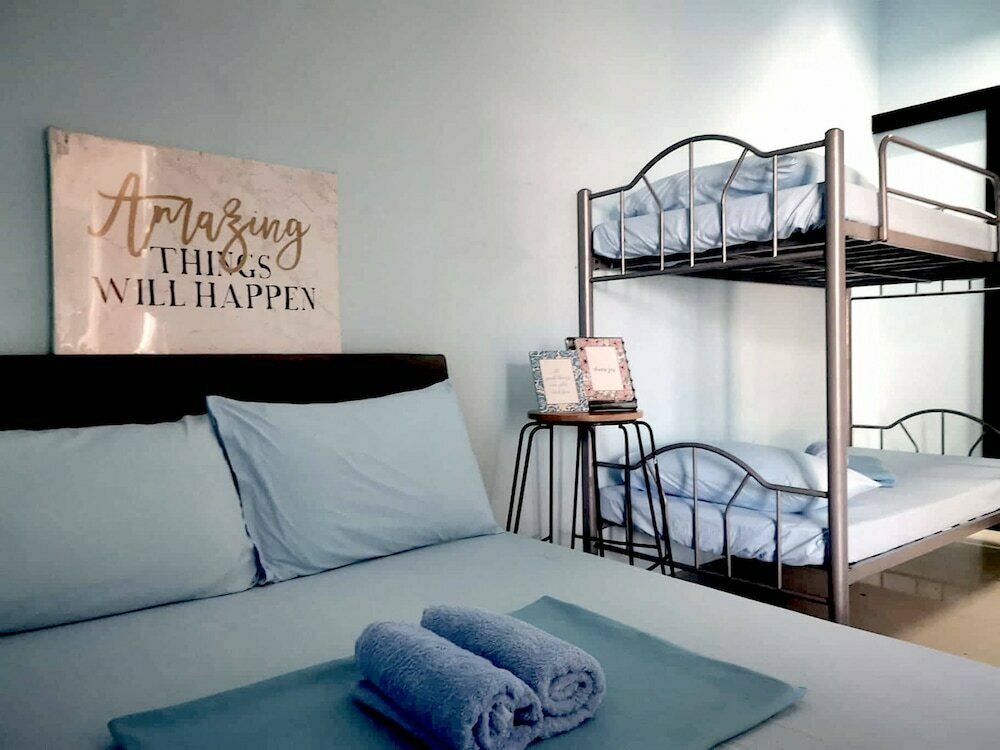 Otel Connecting Flight Mactan Cebu Hostel, , foto